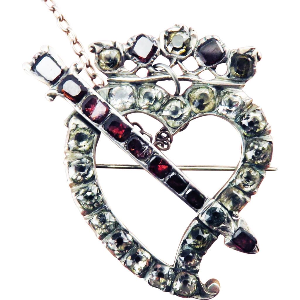 The meaning and symbolism of heart jewelry throughout history | Bejeweled